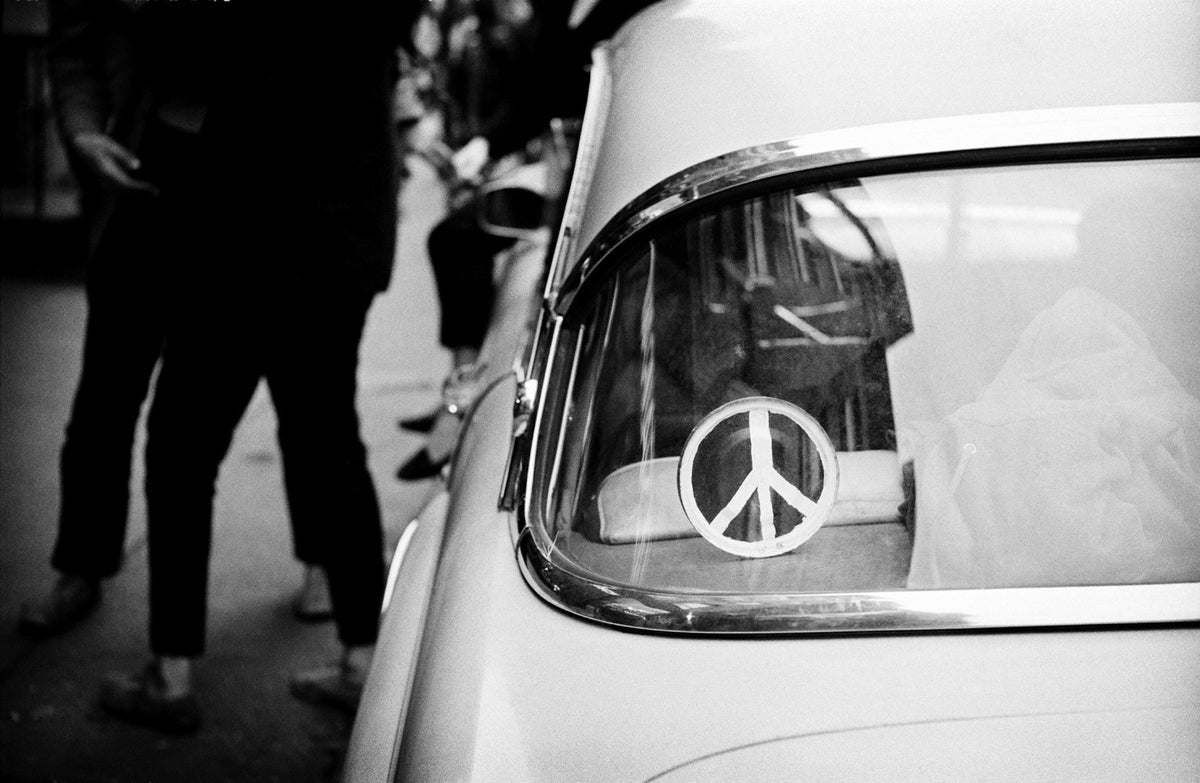 Peace: Photographs by Jim Marshall — By Peter Doggett (Author), Jim Ma ...